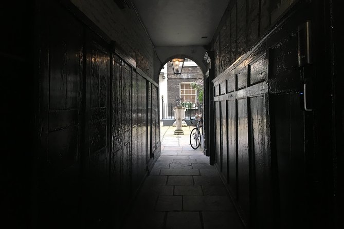 Private Guided and Chauffeured Tour of London Review - Pricing and Cancellation Policy