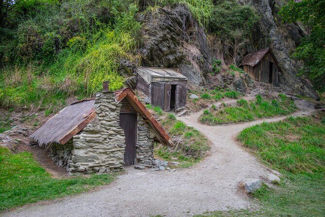Private Guided Arrowtown and Surrounds Tour - What’s the Practical Side?