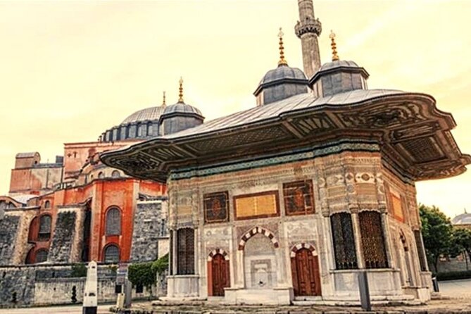 Private Guided Basilica Cistern and Topkapi Palace With Skip Line - Tour Inclusions and Exclusions