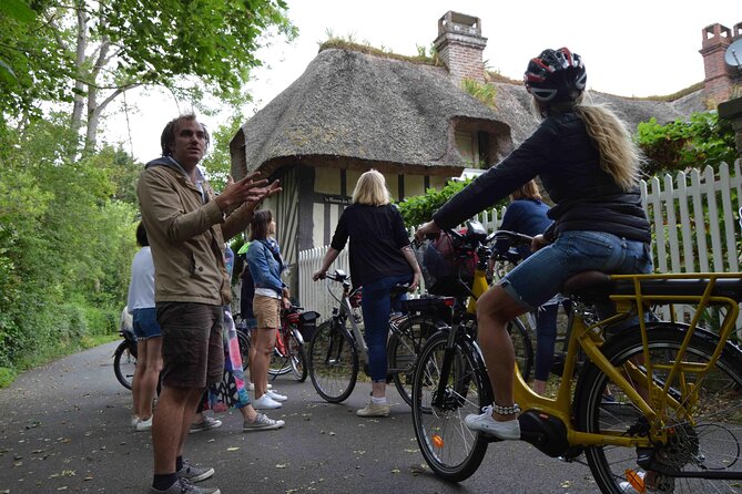 Private Guided Bike Tour of Deauville & Trouville in French - Recommended for Curious Travelers