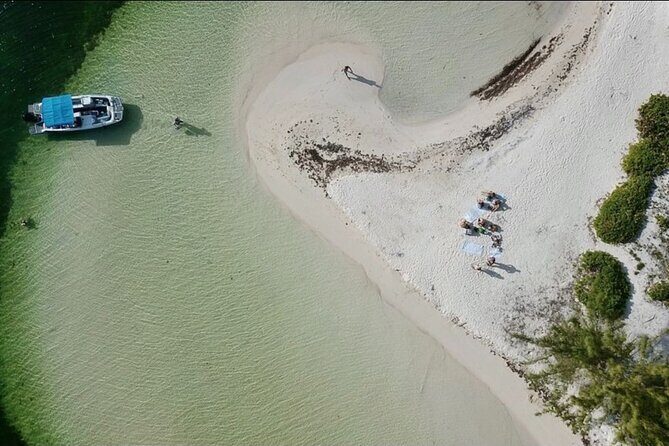 Private, Guided Boat Charters in The Cayman Islands - Who Should Consider This Tour?