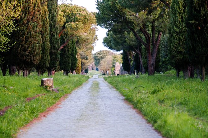 Private Guided Catacombs and Rome Highlights Tour in Golf Cart - Piazza Navona: Romes Baroque Heart