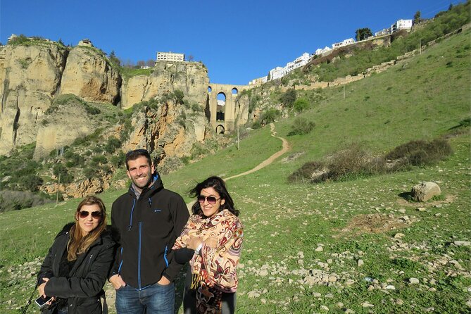 Private Guided Day Trip to the White Villages and Ronda - Scenic Views and Photo Opportunities