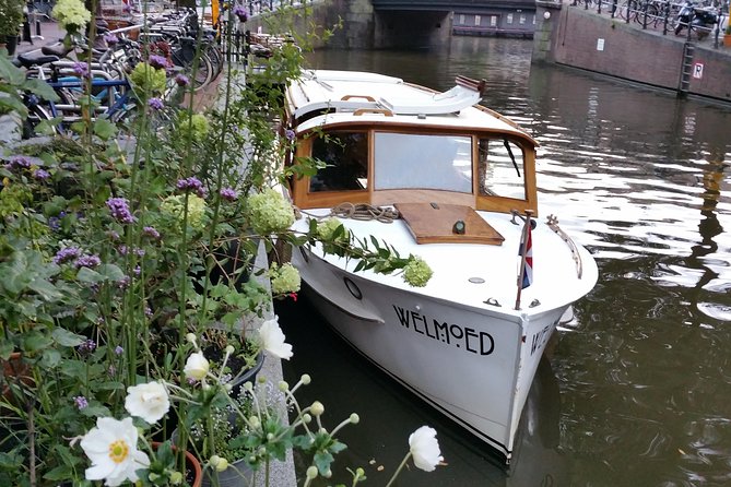 Private Guided Historic Amsterdam Canal Cruise in a Salon Boat - Overview of the Canal Cruise Experience