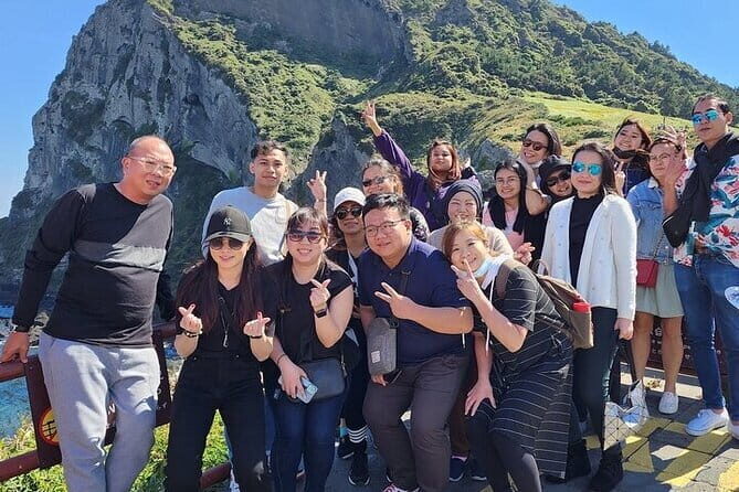 Private Guided Jeju Tour with Taxi and Van - Introducing a Closer Look at the Private Guided Jeju Tour with Taxi and Van