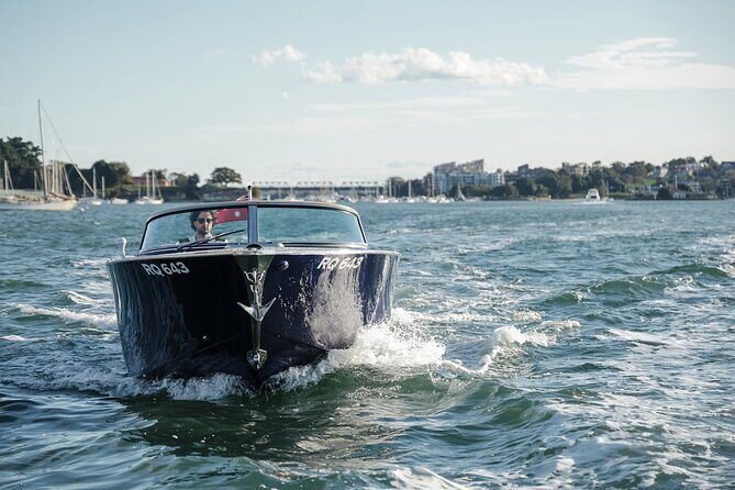 Private Guided Luxury Cruise on Sydney Harbour Tour - Who Should Consider This Experience?