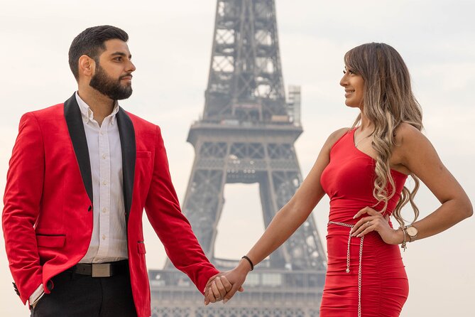 Private Guided Professional Photoshoot by the Eiffel Tower - Who Would Love This Experience?