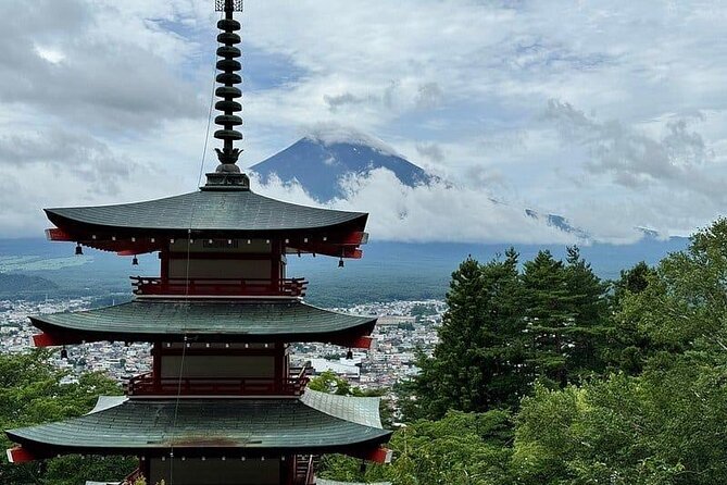 Private Guided Tour at Mount Fuji Majesty - Meeting and Pickup