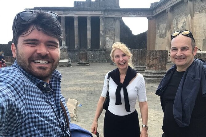 Private Guided Tour. Experience the Everyday Life of the Eternal Town of Pompeii - Taking in the Rich History and Architecture