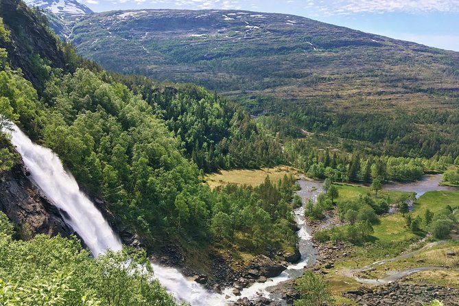 PRIVATE GUIDED TOUR: Folgefonna Glacier & Bondhus Valley from Bergen, 10 hours - The Value of a Private Guided Tour