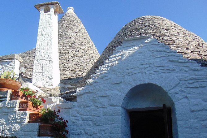 Private Guided Tour in Alberobello With Free Tasting: Discovering the Trulli - Exploring the Local Culture and Traditions
