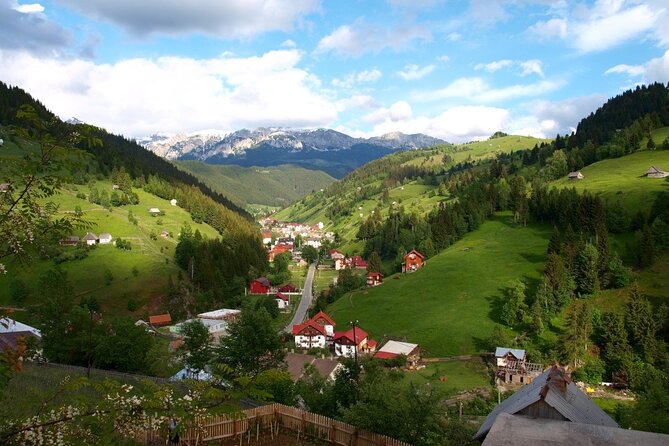 Private Guided Tour of a Carpathian Mountain Village - Key Points