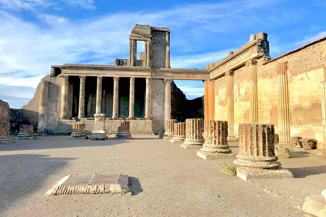 Private Guided Tour of Pompeii and Herculaneum - Highlights of Pompeii and Herculaneum