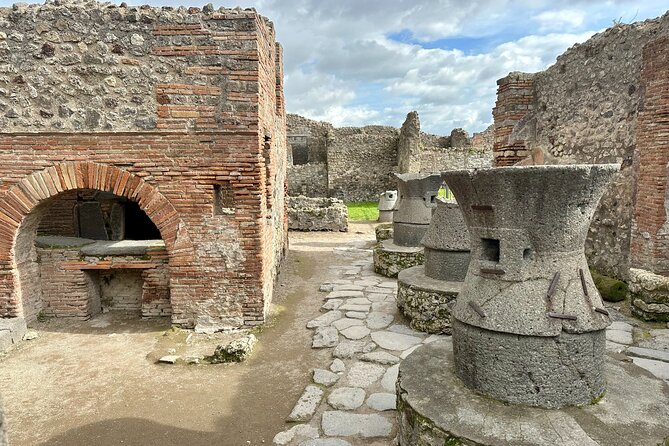 Private Guided Tour of Pompeii Excavations - The Sum Up