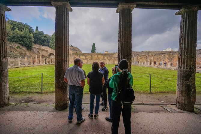 Private Guided Tour of Pompeii with Lunch in Winery - Practical Details and What You Should Know