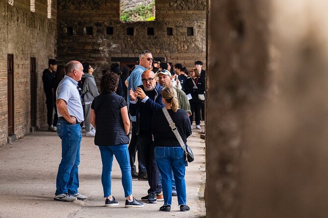 Private Guided Tour of Pompeii with Lunch in Winery - FAQ