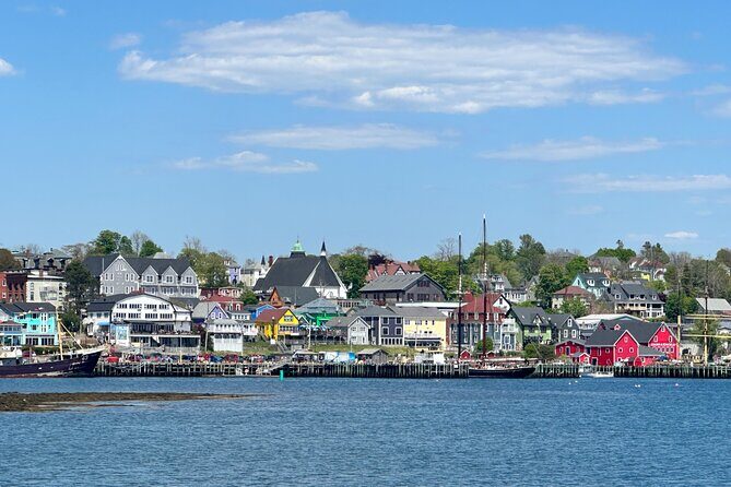 Private Guided Tour: Peggys Cove, Mahone Bay, Lunenburg & Ovens - Start at Peggys Cove: Canada’s Most Photographed Lighthouse