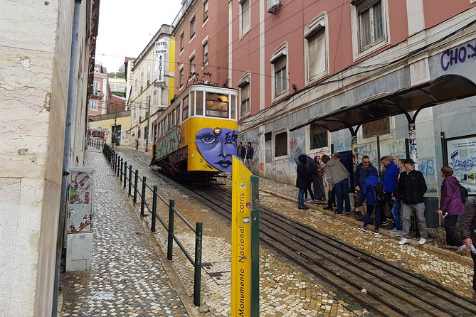 Private Guided Tour to 7 Colinas and Belém in an Electric Tuk Tuk With 4.5 Hours. - Exploring 7 Colinas: Highlights and Attractions