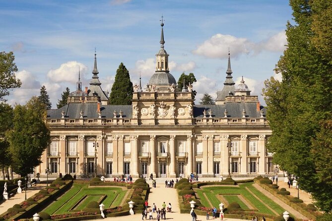 Private Guided Tour with Admission to La Granja and Fabrica de Vidrio - Introduction: What Makes This Tour Stand Out