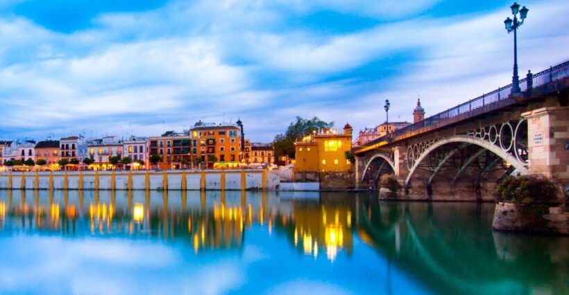 Private Guided Walking Tour in Seville (1h tapas tour) - A Deep Dive into the Experience