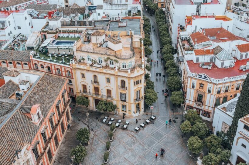 Private Guided Walking Tour in Seville (1h tapas tour) - Is It Worth the Price?
