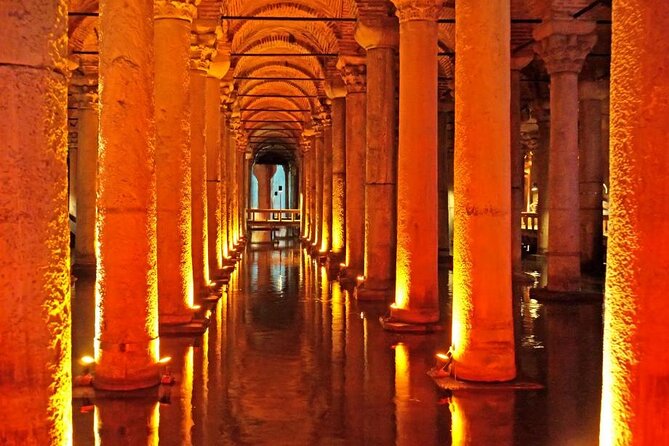 Private Hagia Sophia Sultanahmet Blue Mosque Cistern Bazaar Tour - Savoring the Local Flavors of Istanbul