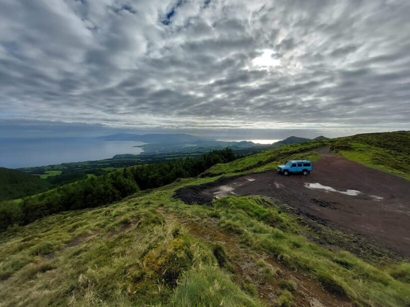 Private Half Day 4X4 tour to Sete Cidades 1-4 people - Who Should Consider This Tour?