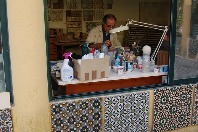 Private Half Day Arrabida Tour With Wine Tasting in Sesimbra - Comfortable and Convenient Transportation