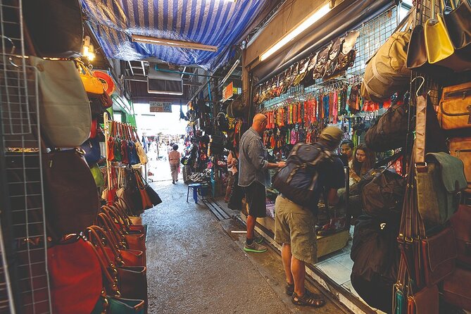 Private Half-Day Bangkok Tour Explore Grand Palace and Wat Pho - An In-Depth Look at the Tour Experience