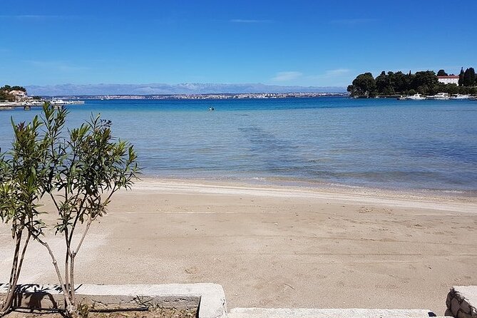 Private Half-Day Boat Tour to Nearby Islands in Zadar With Drinks - Traveler Experiences and Feedback