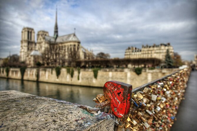 Private Half Day Historic Tour - Marais District and Jewish Quarter