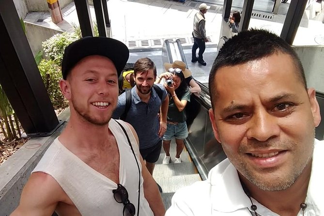 Private Half Day Medellin Tour: Meet Fernando Botero'S 23 Statues - Wandering Through the Barefoot Park