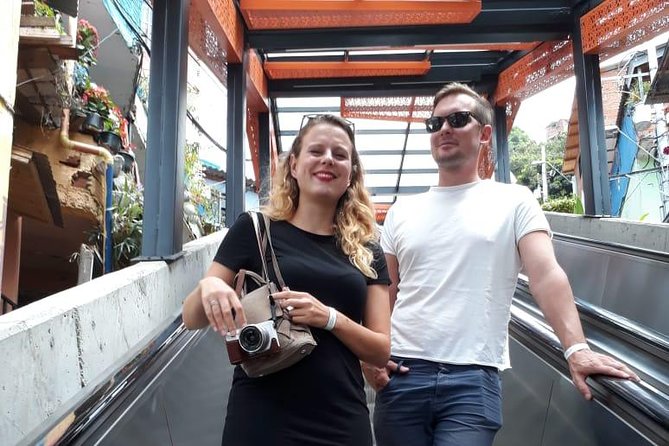 Private Half Day Medellin Tour: Meet Fernando Botero'S 23 Statues - Discovering the Botero Plaza and Its Art