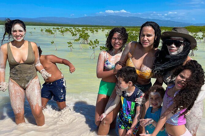 Private Half-Day Mud Bath Tour in La Laguna de Oviedo - Key Points