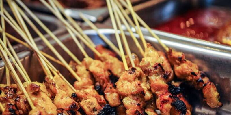 Private Half Day Penang Tasty Local Street Food Tour - Who Will Love This Tour?