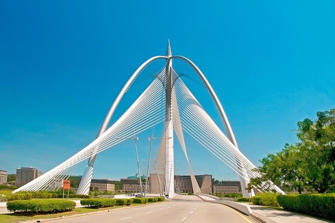 Private Half-Day Putrajaya Tour with Lake Cruise from Kuala Lumpur - Who Will Love This Tour?