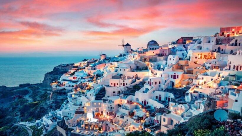 ~ Private half day Santorini road tour ~ - Key Points