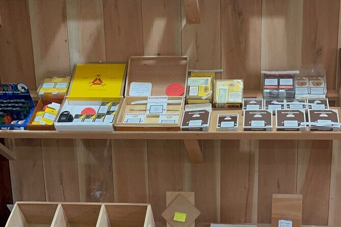 Private Half day tour of Falmouth Artisan Village - The Itinerary in Detail