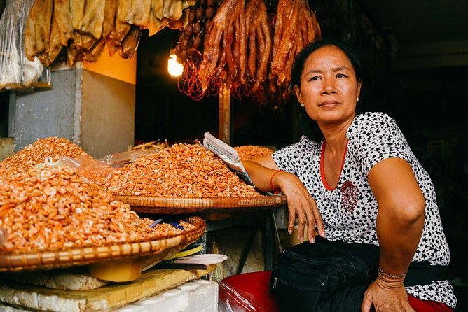 Private Half-Day Tour of Phnom Penh's Traditional Markets - Key Points