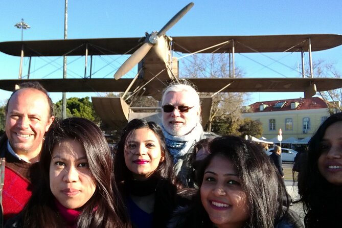 Private half-day tour of typical Lisbon neighborhoods - Who Might Want More?