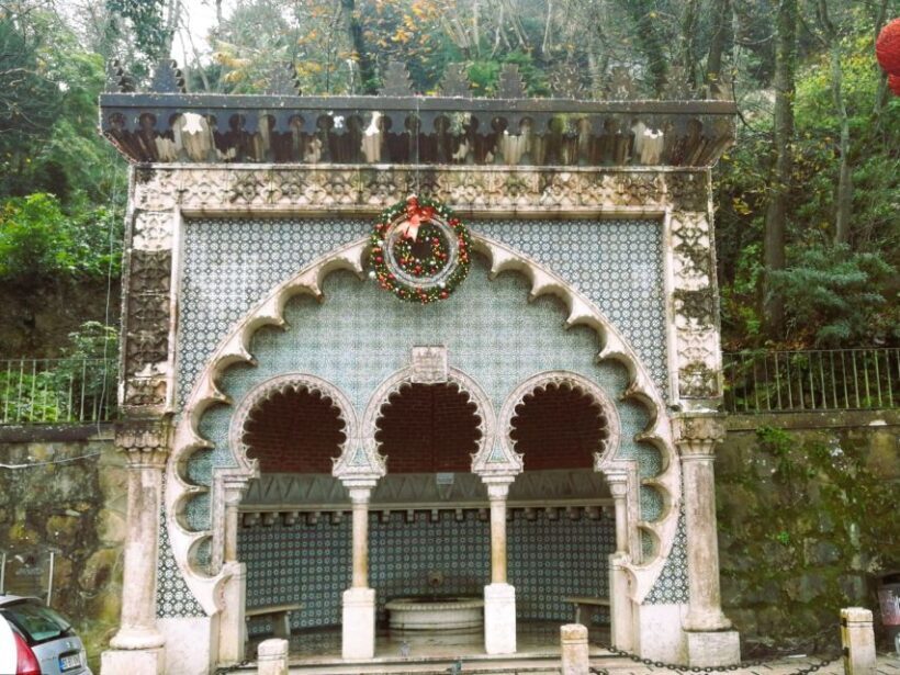 Private Half Day tour Sintra Pena Palace & Initiantion Well - The Highlights: Pena Palace and Quinta da Regaleira