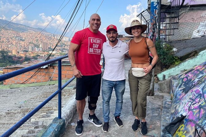 Private Half-Day Tour to Comuna 13 in Medellín. - Highlights of the Experience