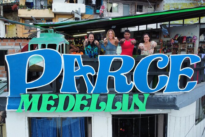 Private Half-Day Tour to Comuna 13 in Medellín. - Enhancing the Personalized Experience