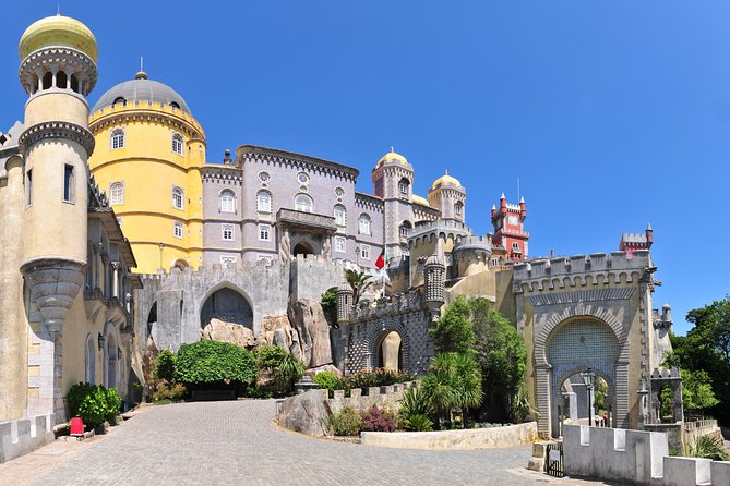 Private Half Day Tour to Sintra and Pena Palace From Lisbon - Key Points
