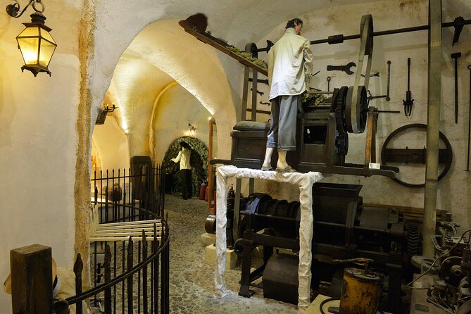 Private Half Day Tour With Wine Tasting in Santorini - Meeting and Pickup