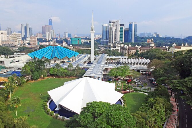 Private Halfday Batu Caves and Cultural Tour in Kuala Lumpur *25* - FAQs