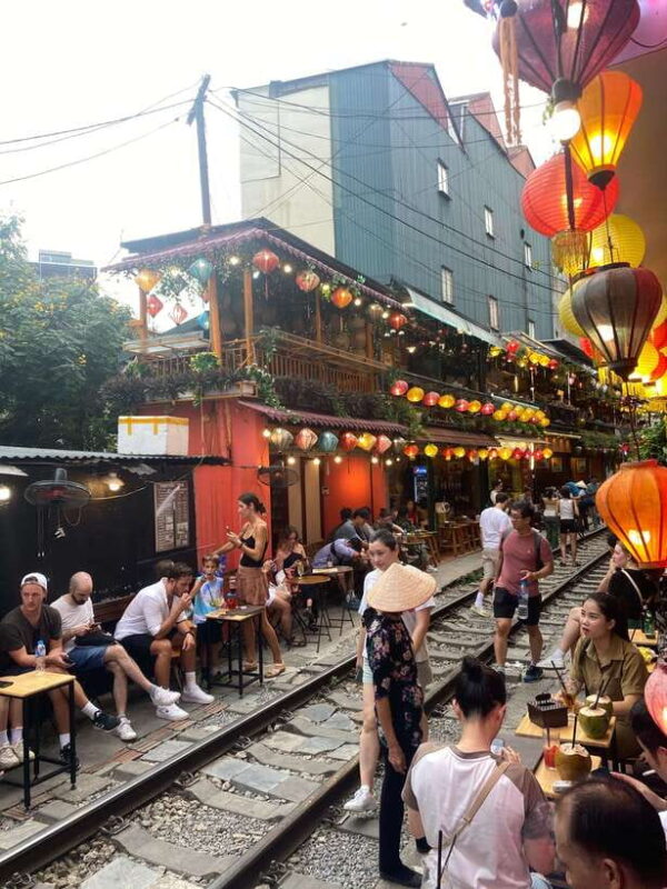 Private Hanoi City Half Day With Guide, Train Street - Who Should Consider This Tour?