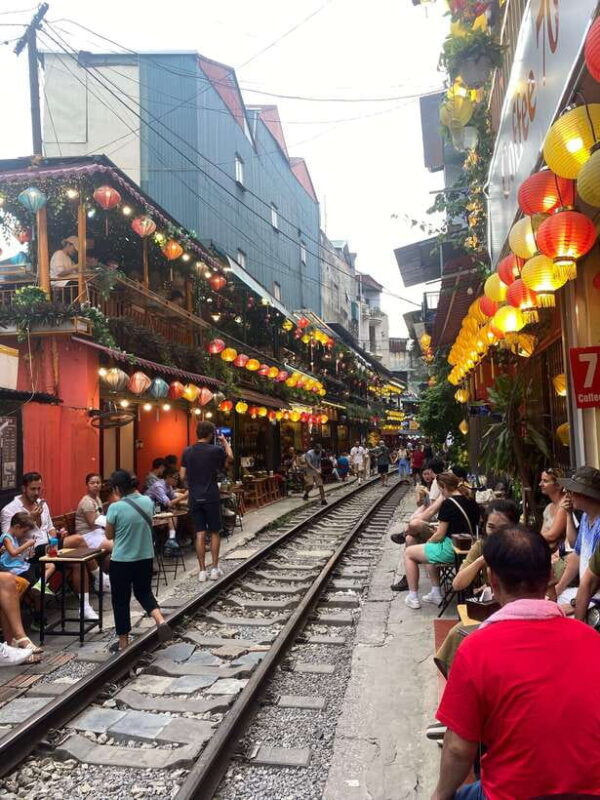 Private Hanoi City Half Day With Guide, Train Street - FAQs