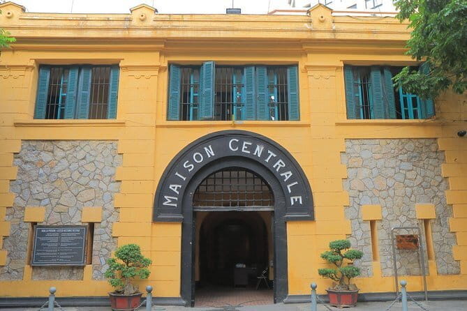 Private Hanoi City Shore Excursion from any Cruise Ports - Tran Quoc Pagoda: The Oldest in Hanoi