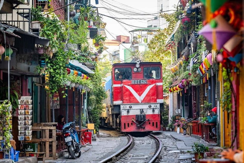 Private: Hanoi Street Food Exploration and Train Street Trip - Introduction